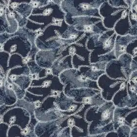 Denim geborduurde bloemen indigo | Van Schie Raamdecoratie en Stoffen